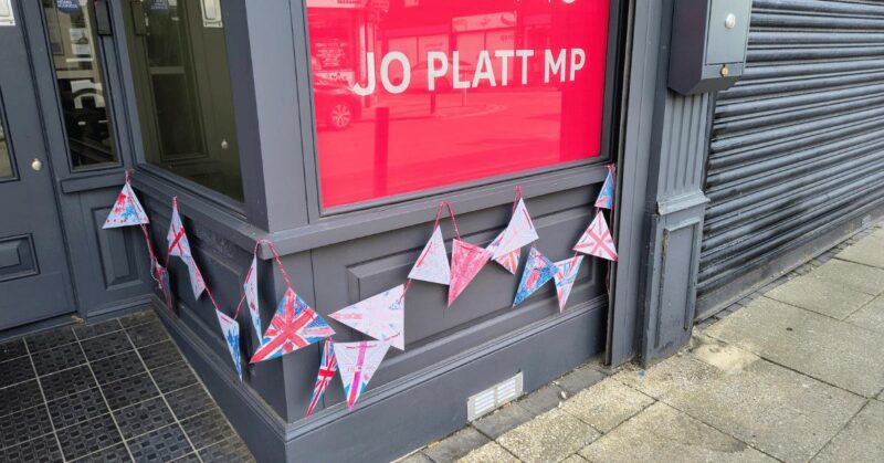 MP’s office decorated for VE Day thanks to community volunteers - Jo Platt